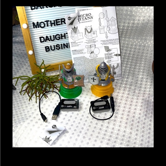 Hexbug | Toys | Hexbug Micro Titans Vortex Centurion Green Yellow ...